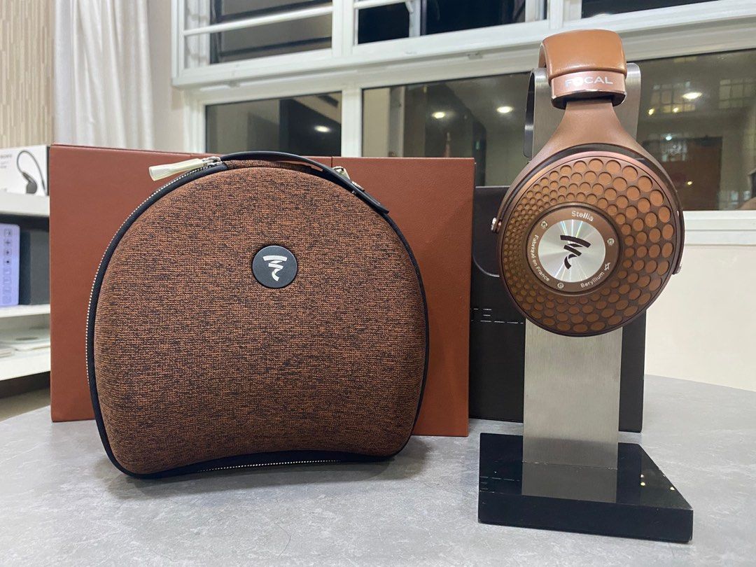 Focal stellia - updated (with Focal stand), Audio, Headphones ...