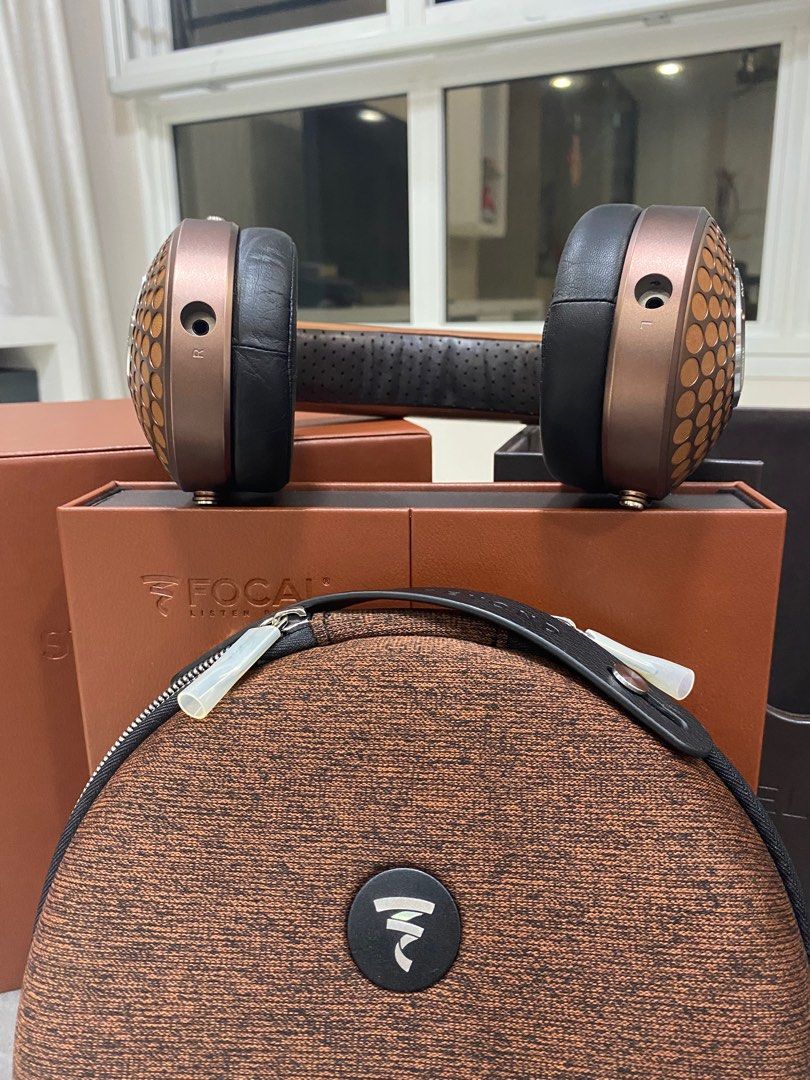 Focal stellia - updated (with Focal stand), Audio, Headphones ...