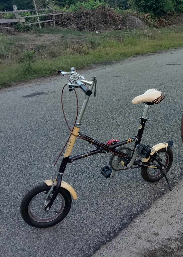 Folding bike 12 inch, Sports Equipment, Bicycles & Parts, Bicycles on ...