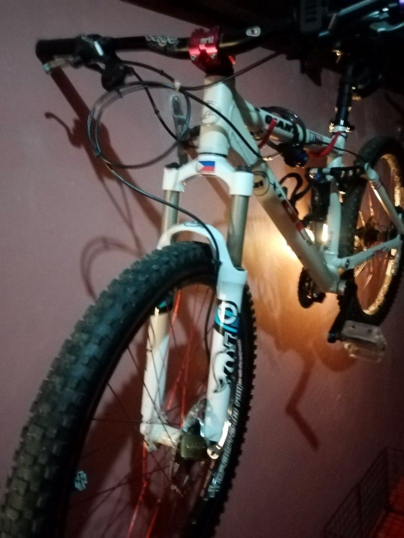 GIANT XCT, Sports Equipment, Bicycles & Parts, Bicycles on Carousell