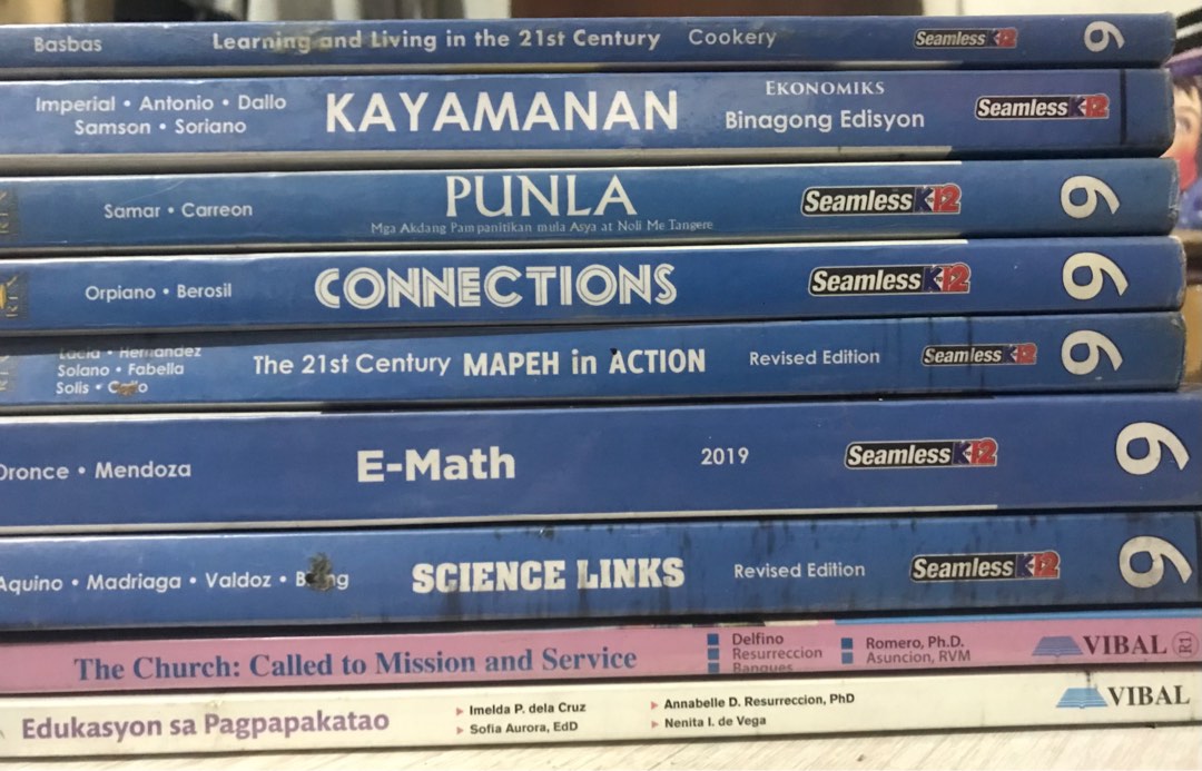 GRADE 9 BOOKS, Hobbies & Toys, Books & Magazines, Textbooks on Carousell