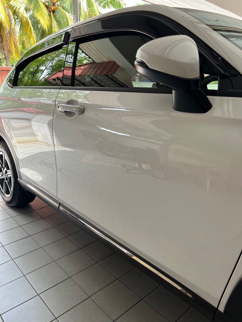 Honda Vezel / HRV Door Side Strip Chrome Garnish, Car Accessories ...