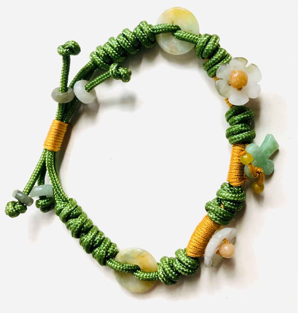 Jade String Bracelet, Women's Fashion, Jewelry & Organisers, Bracelets ...