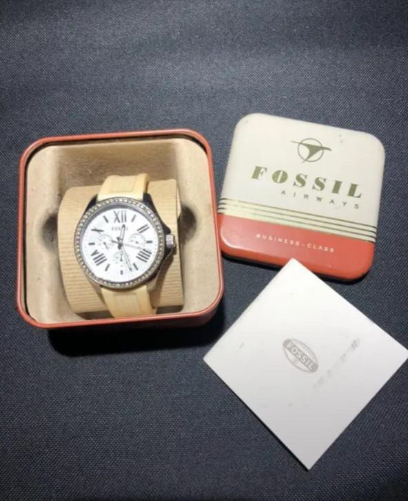 Jam Tangan Fossil Fulset Kondisi bagus nyala, Fesyen Wanita, Jam Tangan ...