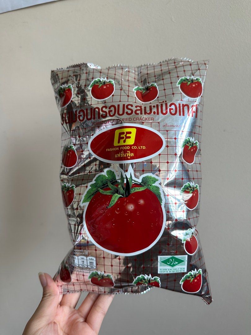 Jisoo snack ff fashion food tomato chips, Food & Drinks, Packaged ...