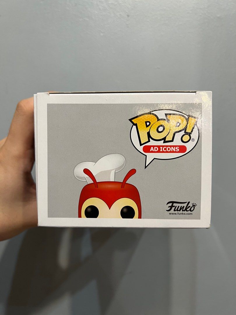 Jollibee Funko Pop (Jollibee Barong Funko Pop) Jollibee Barong Glow In ...
