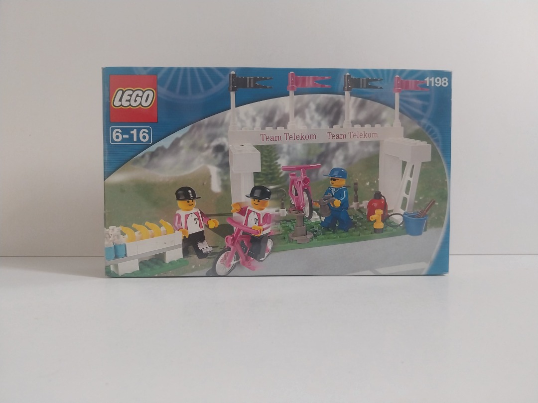 LEGO 1198 Telekom Race Cyclists and Service Crew 單車隊, 興趣及遊戲, 玩具 & 遊戲類 ...