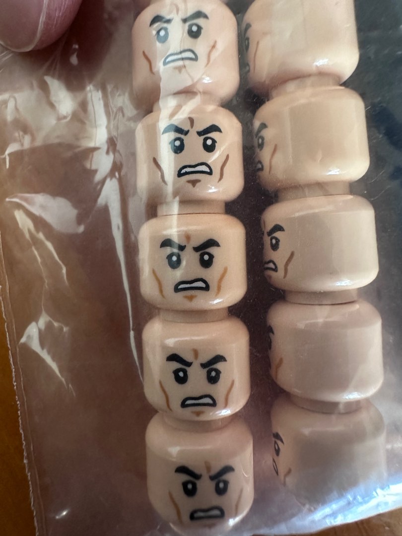 Lego clone head, 興趣及遊戲, 玩具 & 遊戲類 - Carousell