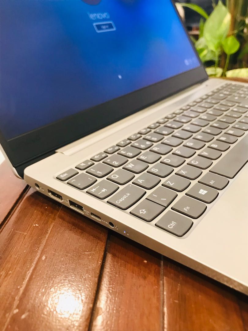 LENOVO IDEAPAD 330S (81F5) CORE i5 8TH GEN,8GB RAM,256GB SSD,INTEL UHD GRAPHICS 620,NO ISSUE ...