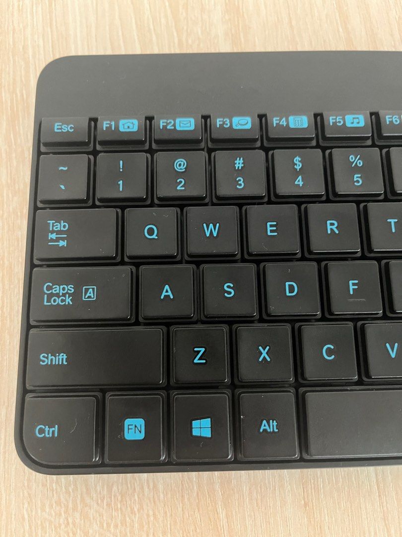 Logitech Mouse And Keyboard Wireless Combo Mk245 Computers And Tech Parts And Accessories