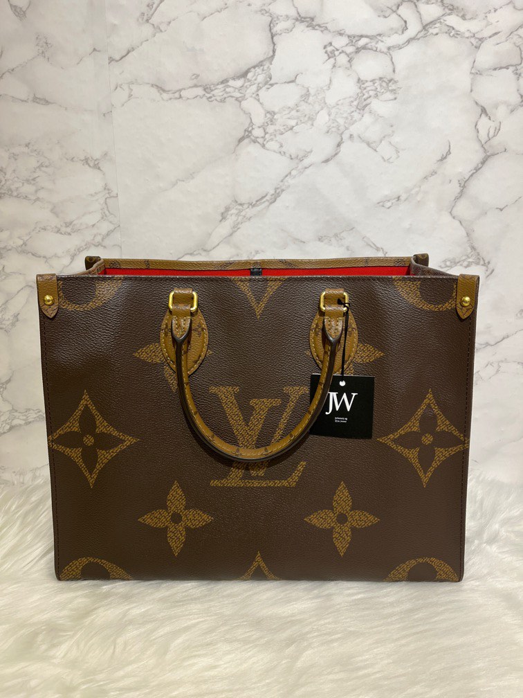 LV On The Go Monogram PM, Luxury, Bags & Wallets on Carousell