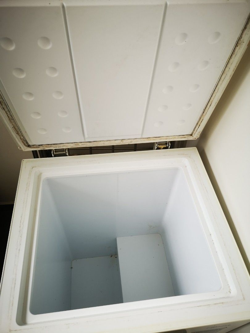 Midea Chest Freezer 99L, TV & Home Appliances, Kitchen Appliances ...