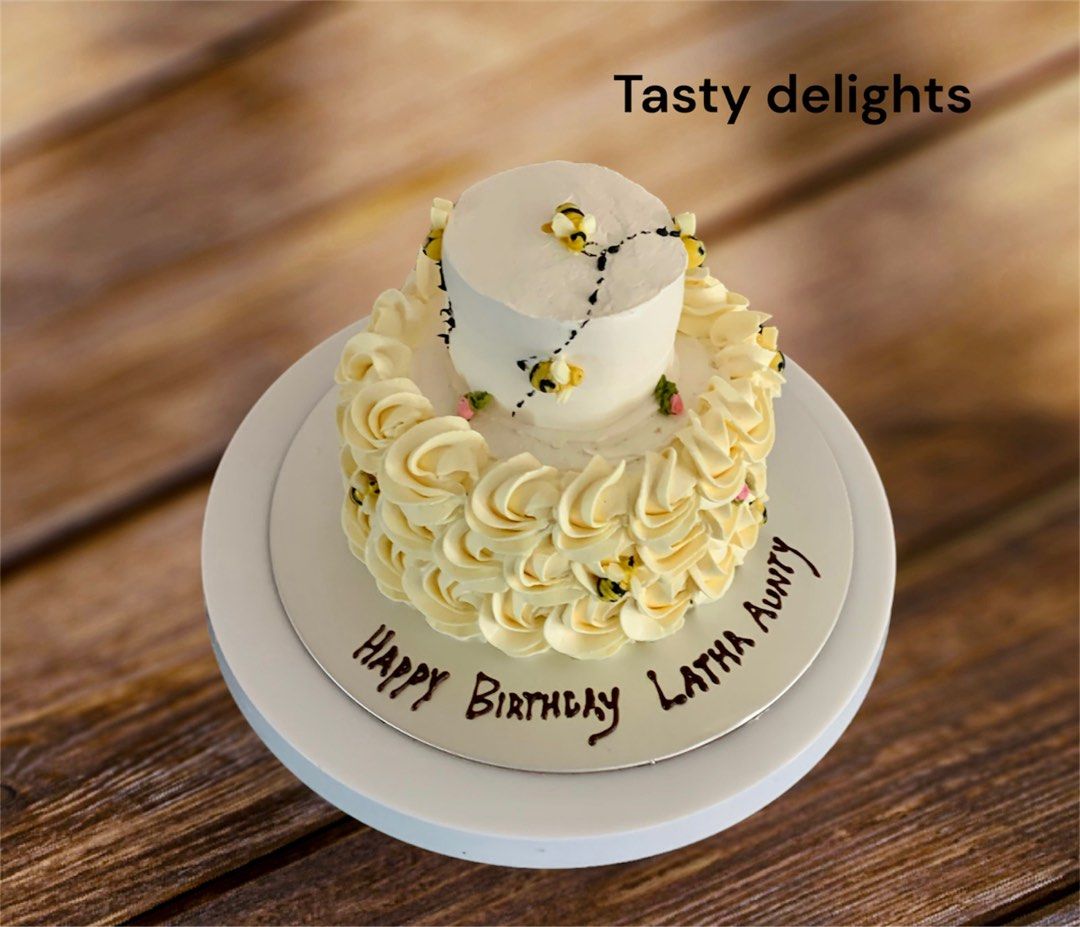 Mini Tier Cake,Tier Cakes,Winnie the Pooh Cake,Honey Bee Cake ...