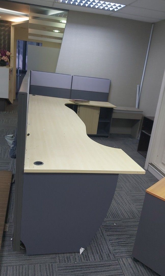 Moving almost 16 users of office workstations & divider from $50 , big ...