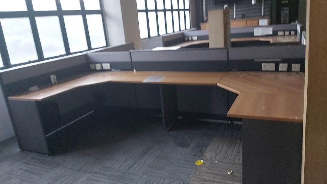 Moving almost 16 users of office workstations & divider from $50 , big ...