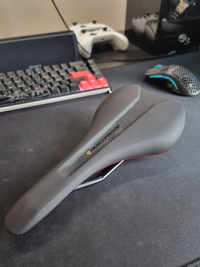 Nukeproof Vector AM Comp Chromoly Saddle, Sports Equipment, Bicycles ...