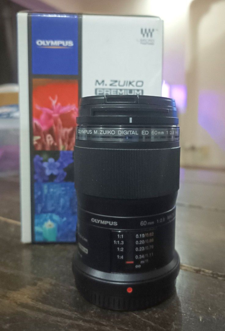 Olympus 60mm macro lens, Photography, Lens & Kits on Carousell