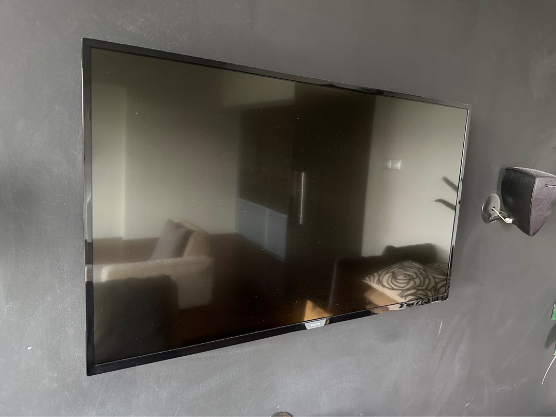 Philips TV 44 inch, TV & Home Appliances, TV & Entertainment, TV on ...
