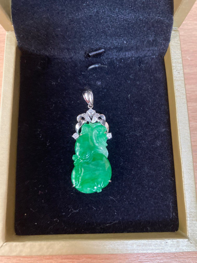 Poh Heng Type A Jade Pendant with gems lab certification, Women's ...