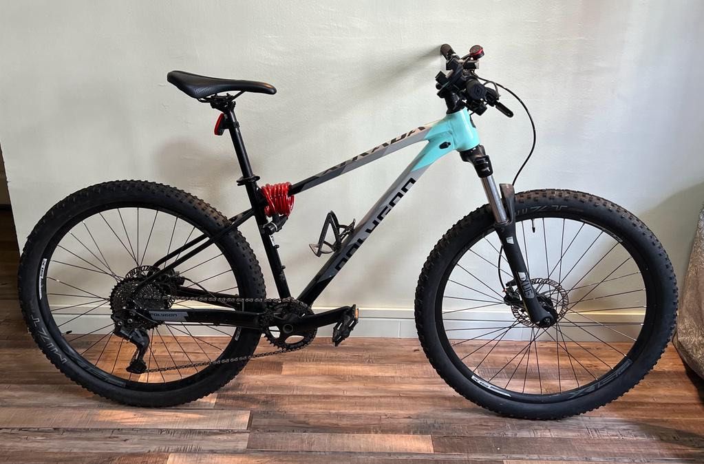 Polygon xtrada five 27.5, Sports Equipment, Bicycles & Parts, Bicycles on Carousell