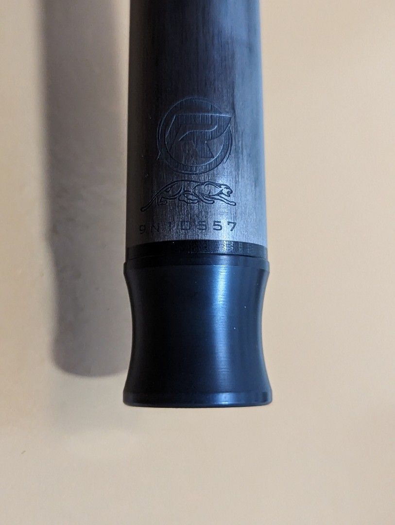 Predator Revo 12.4 mm shaft (White Vault Plate), Sports Equipment ...