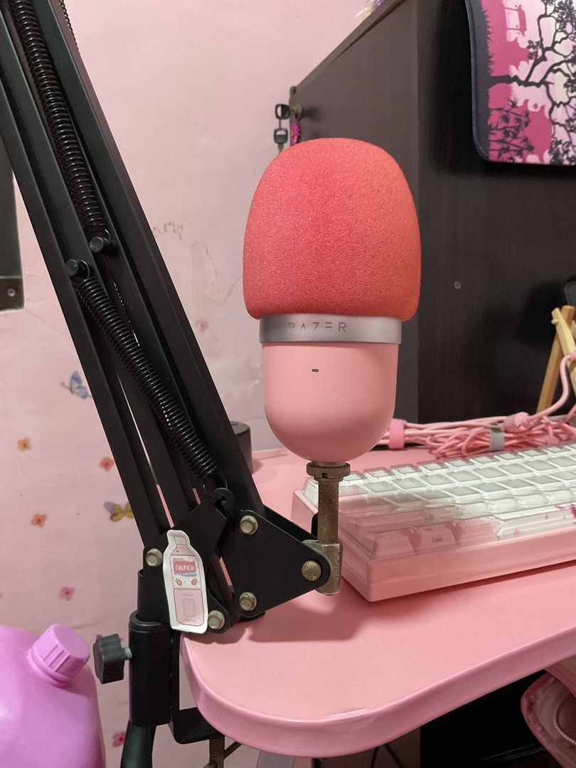 Razer Seiren Mini Quartz (pink microphone), Audio, Microphones on Carousell