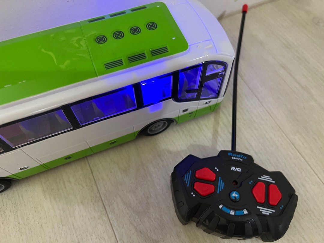 Remote control citybus with chargeable battery , Hobbies & Toys, Toys ...
