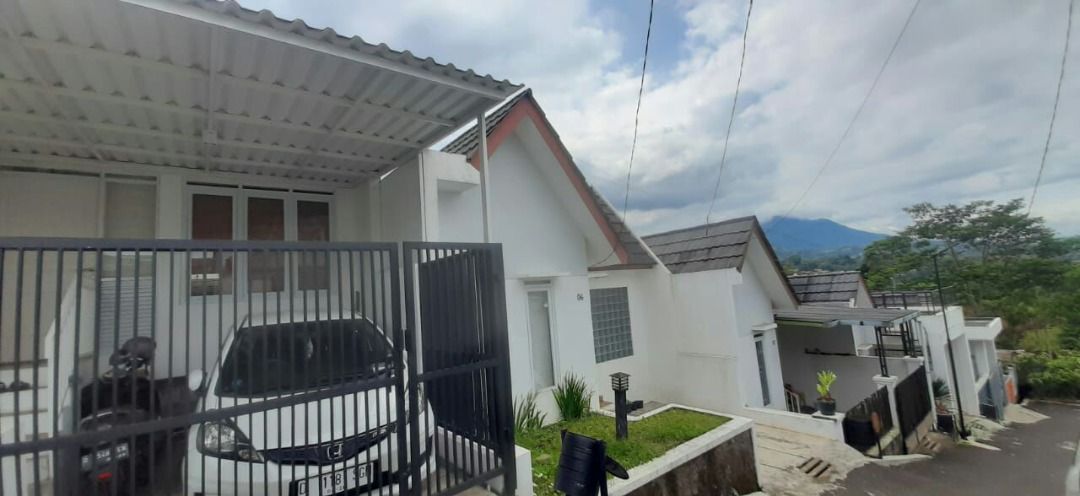 Rumah View Kota Bandung di islamic center jatihandap, Properti, Dijual ...