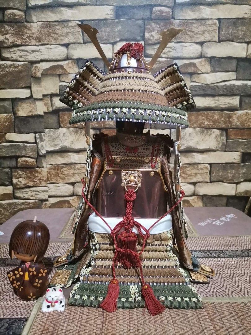 Samurai Armor Display (40cm), Furniture & Home Living, Home Decor ...