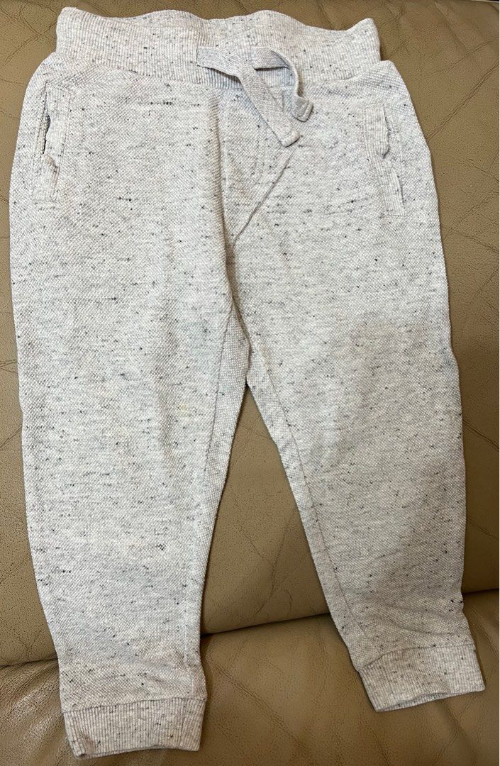 SEED LOGO TRACKSUIT , 兒童＆孕婦用品, 嬰兒及小童流行時尚 - Carousell