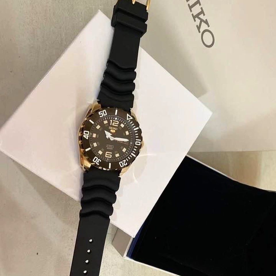 SEIKO RUBBER STRAP AUTOMATIC JAPAN DIAL AUTHENTIC WATCH, Men's Fashion ...