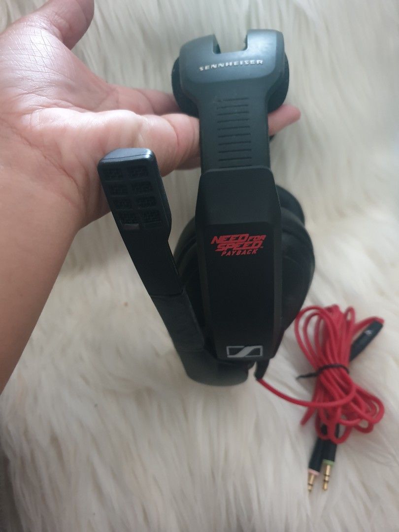 Sennheiser |communicationA/S| BSLLERUP DK_ 2750 DENMARK | MADE IN CHINA ...