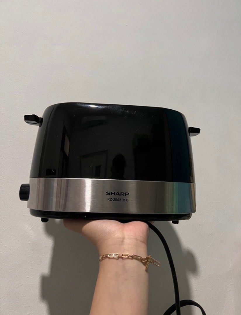 SHARP KZ-2S02 KZ2S02 TOASTER ROTI PEMANGGANG ROTI on Carousell