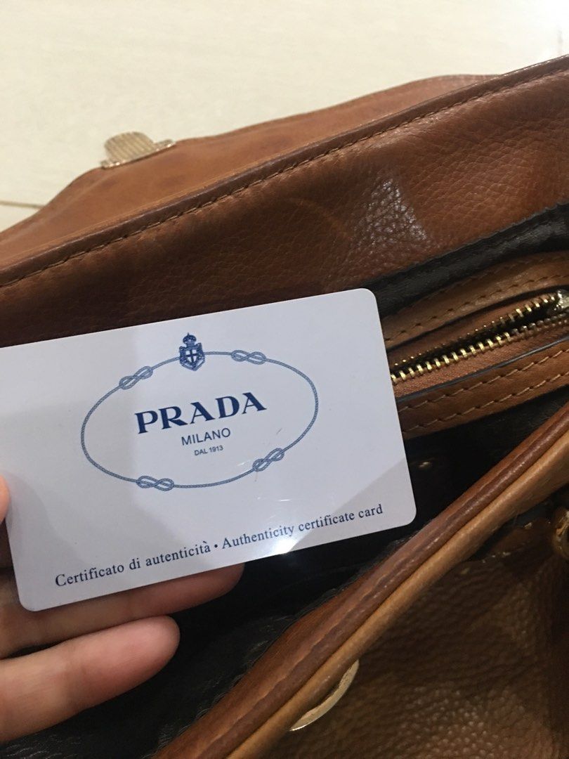 Tas Prada Milano, Barang Mewah, Tas & Dompet di Carousell