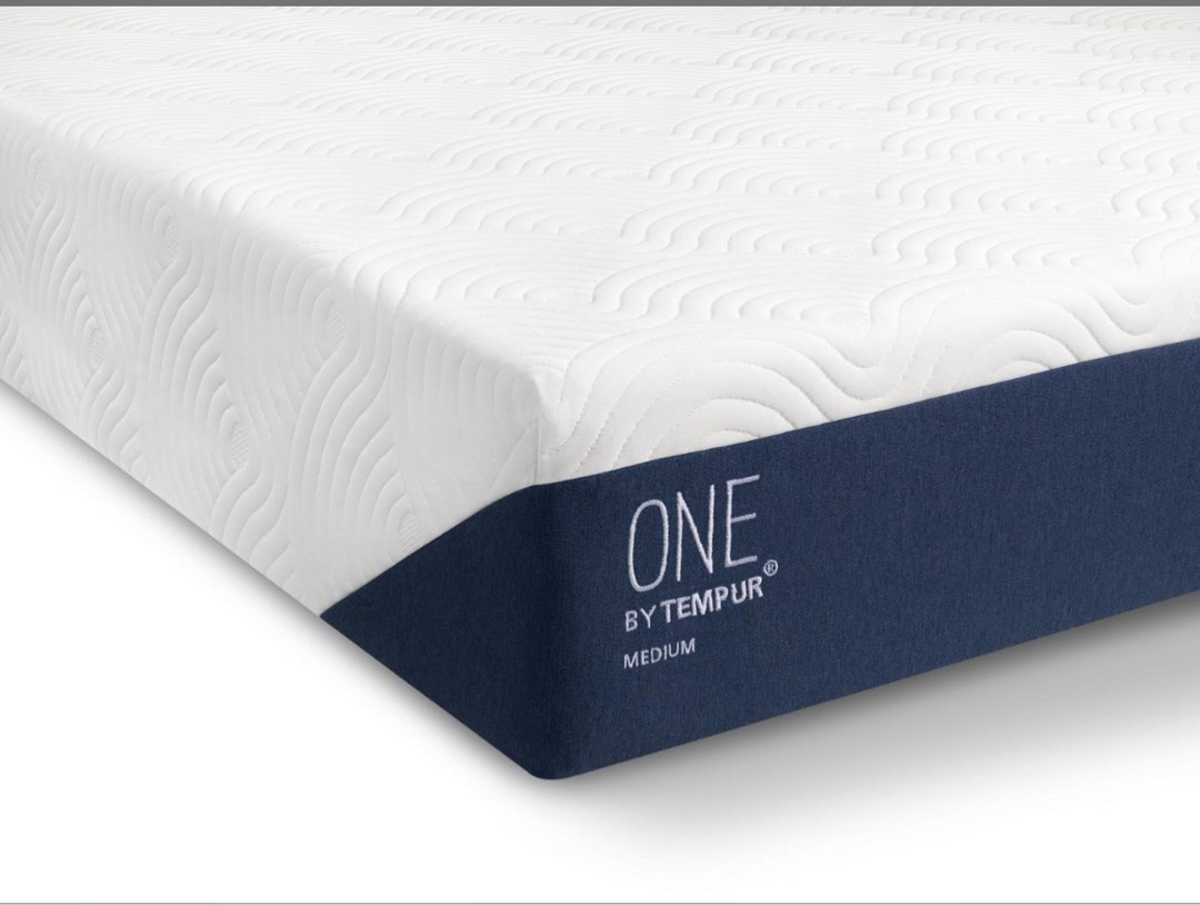 Tempur One mattress and zero-G reclining frame with massage function - Bought July 2023 ...