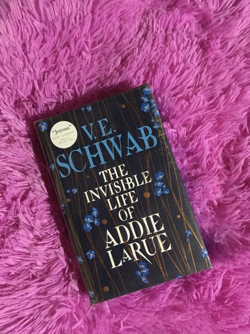 The Invisible Life of Addie Larue (Sprayed Edges) Limited Edition ...