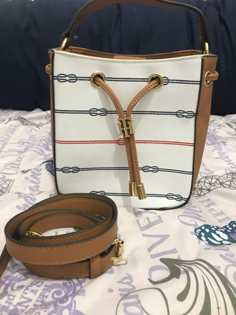 Tommy Hilfiger Bucket Mini Bag, Luxury, Bags & Wallets on Carousell