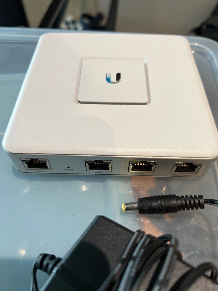 Unifi Security Gateway USG-3P, Computers & Tech, Office & Business ...