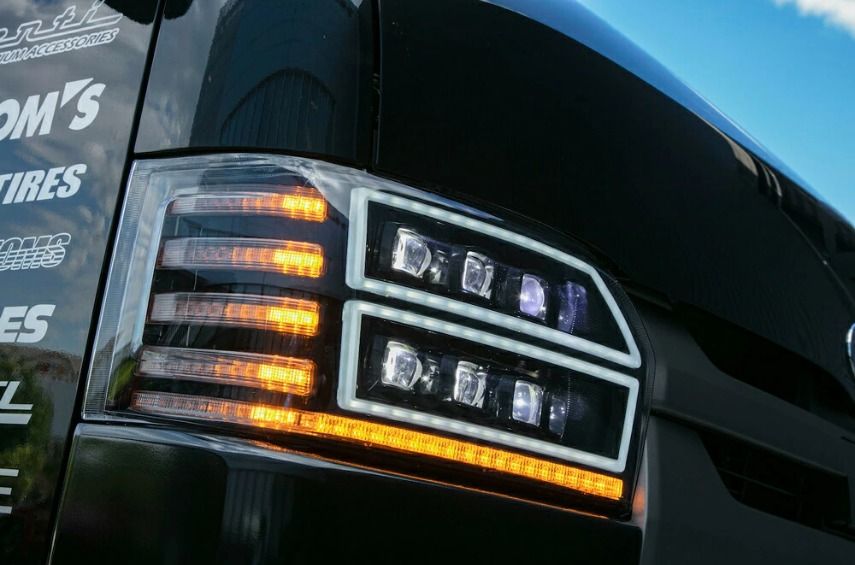 Valenti Japan / Valenti Hiace Ultra Headlight / Valenti Ultra Headlamp ...