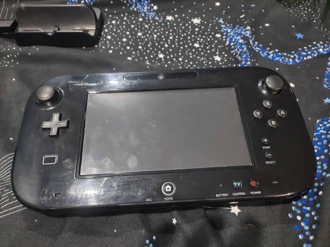 Working scratched Jailbroken Tiramisu Wii U Black 32Gb it comes with ...