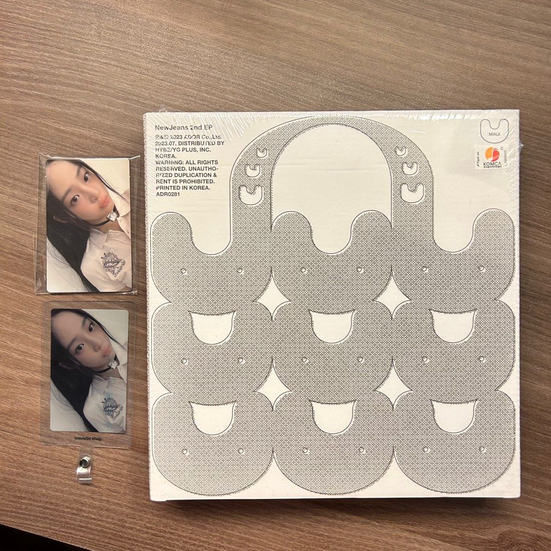 wts newjeans get up 2nd ep beach bag minji ver sealed with weverse pobs, Hobbies & Toys ...