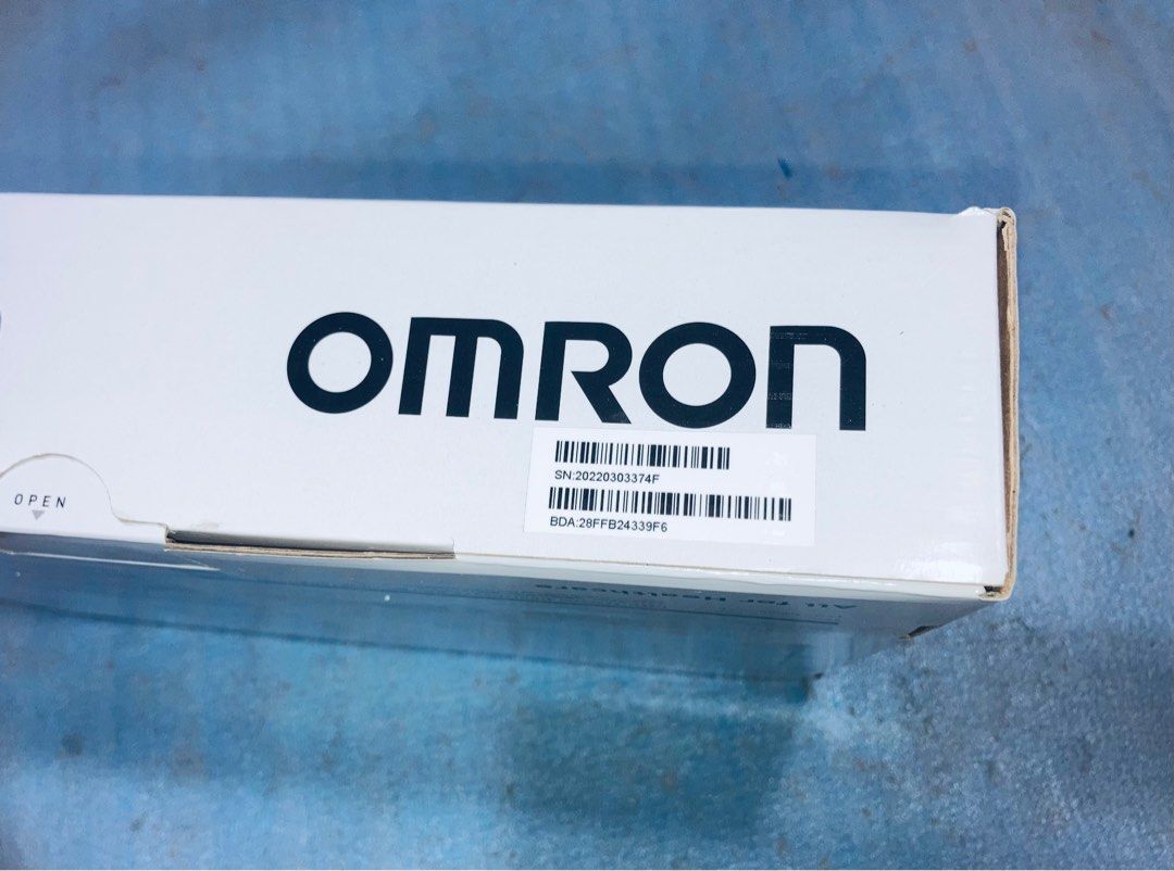 全新 OMRON 日版 HBF-702T / KRD-703T 智能體脂磅 藍牙連接手機 歐姆龍 最新旗艦 體脂稱 體脂秤 脂肪測量器 karada scan 智能脂肪磅 SMART Body ...