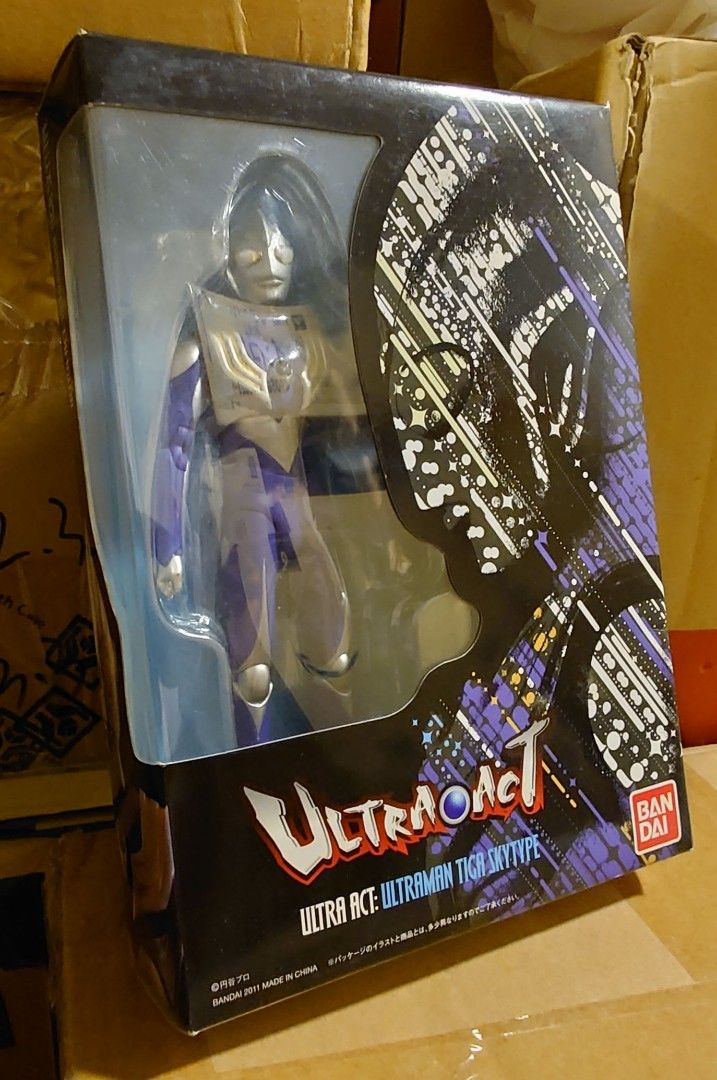 全新 Ultra Act Tiga Skytype 迪加 咸旦超人 咸蛋超人 Ultraman Bandai Tamashii, 興趣及遊戲, 玩具 & 遊戲類 - Carousell