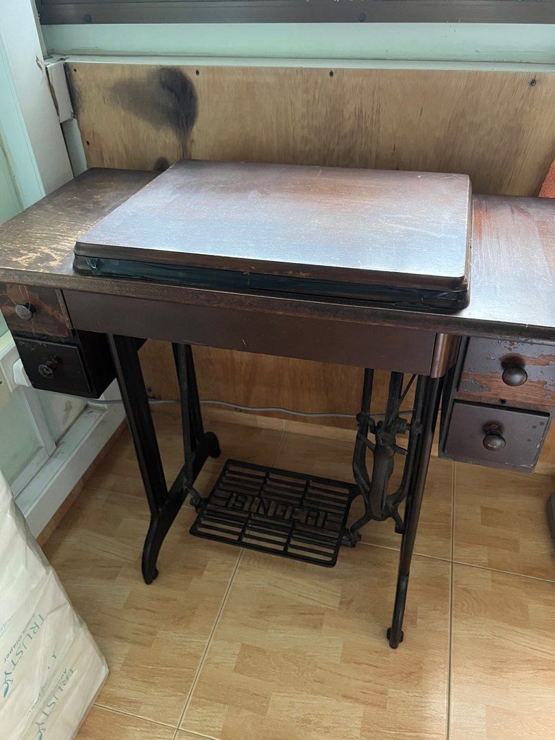 Antique Singer Sweing Machine, TV & Home Appliances, Other Home ... Antique Singer Sweing Machine, TV & Home Appliances, Other Home ...