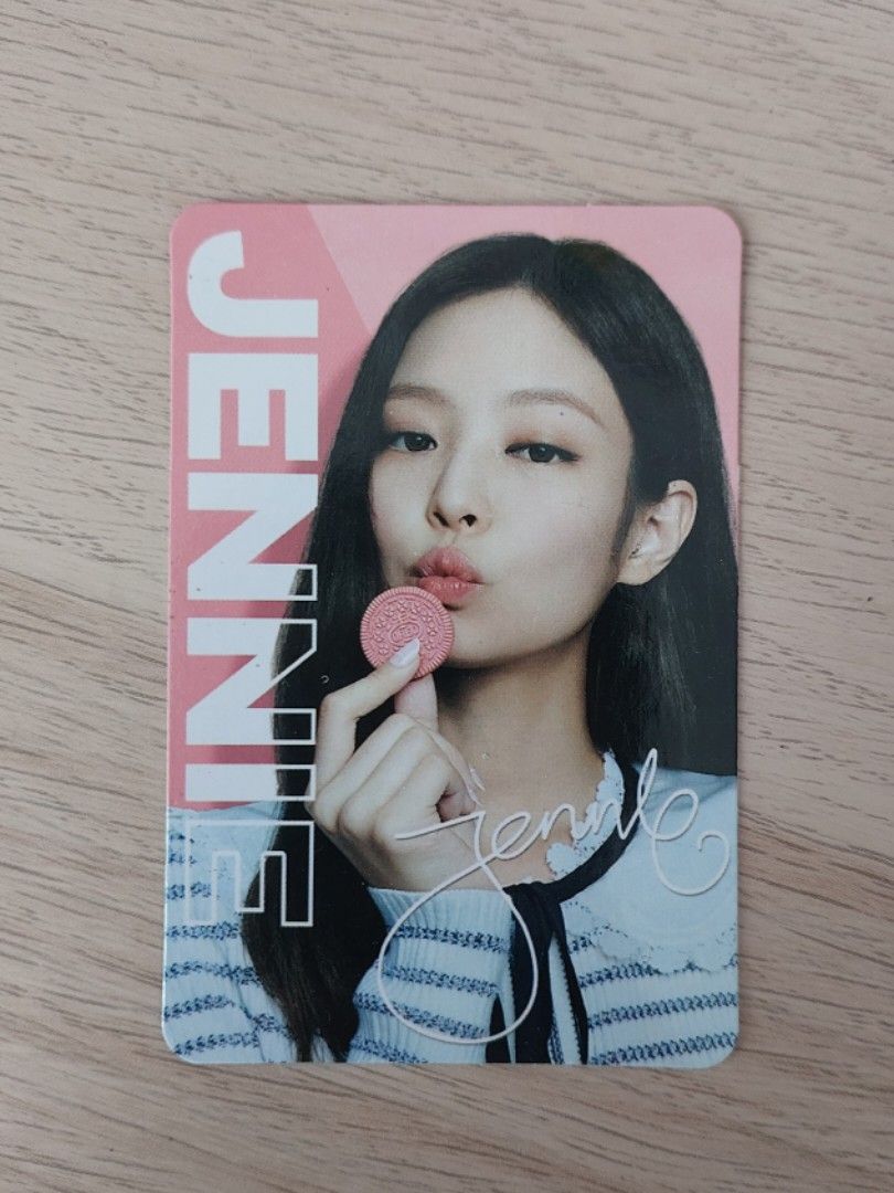 Blackpink jennie oreo pc, Hobbies & Toys, Memorabilia & Collectibles, K ...