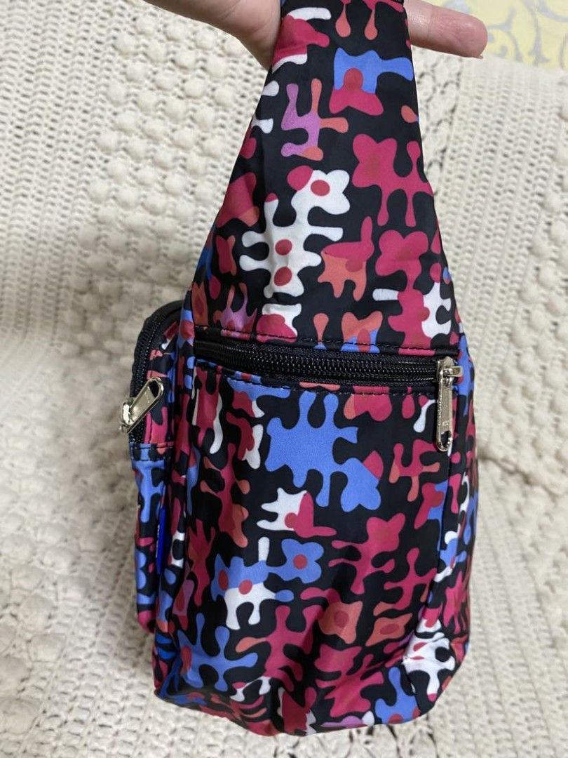 Body Sac, Women's Fashion, Bags & Wallets, Cross-body Bags on Carousell