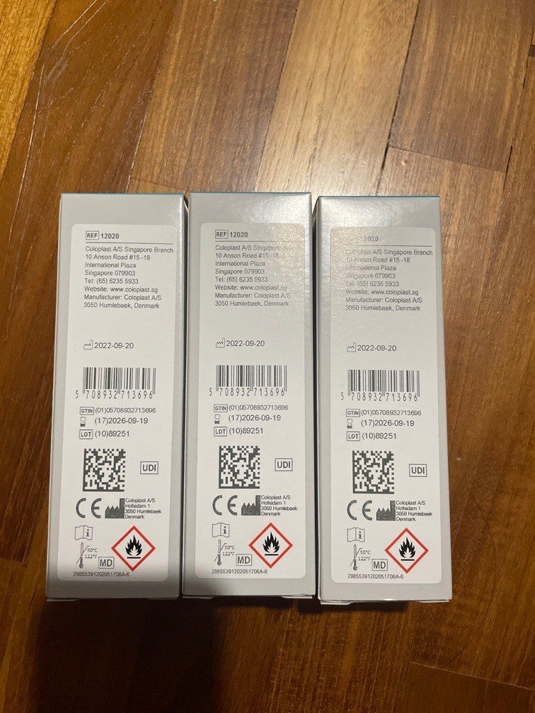 Coloplast Skin Barrier Spray Brava, Health & Nutrition, Medical ...