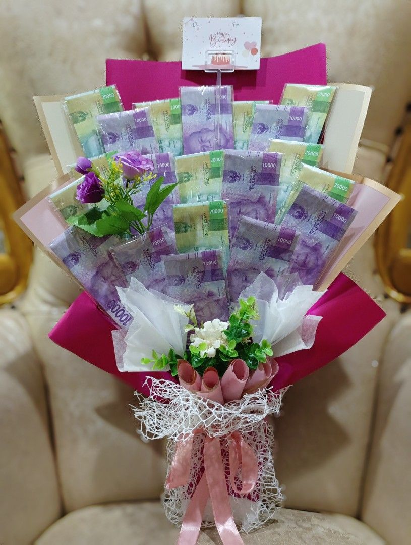 BUKET UANG 20 LEMBAR, Desain & Kerajinan Tangan, Karya Seni di Carousell