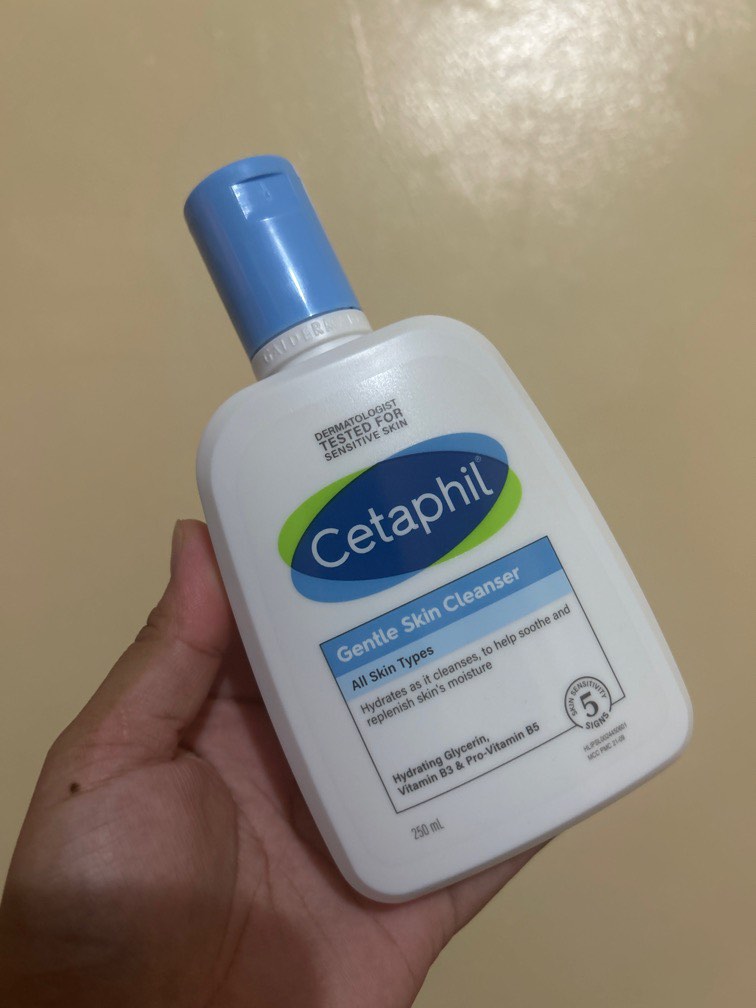 Cetaphil (original) gentle cleanser on Carousell