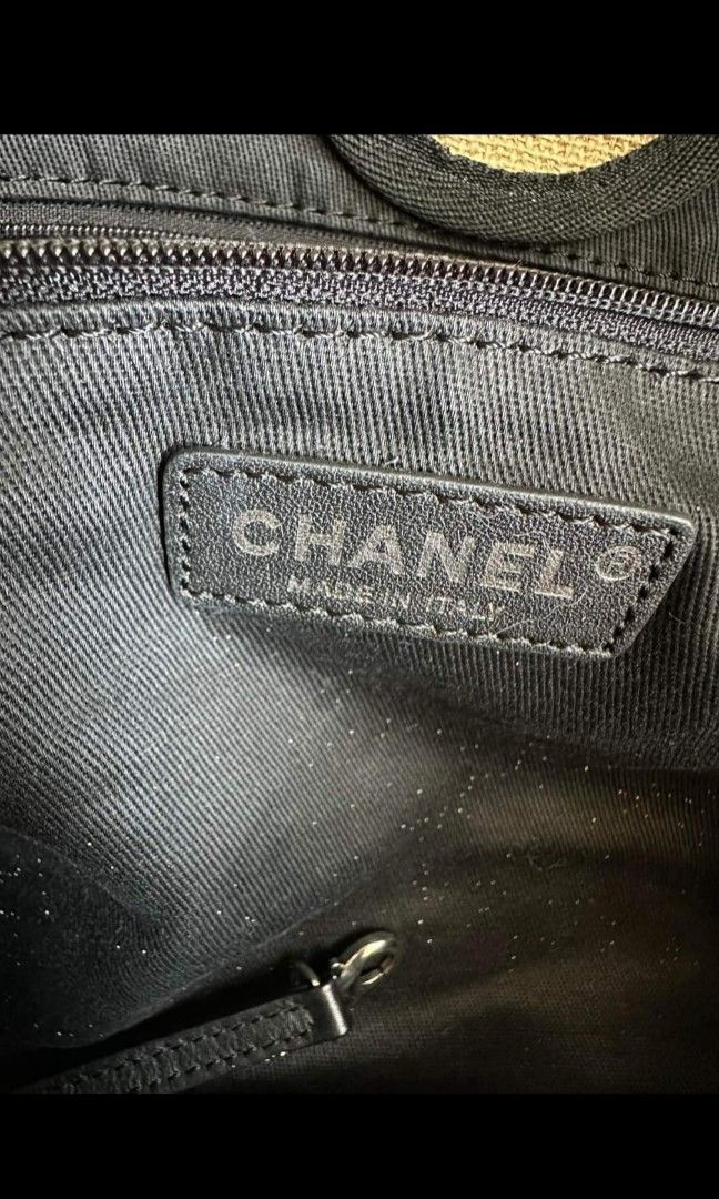 channel, Luxury, Bags & Wallets on Carousell